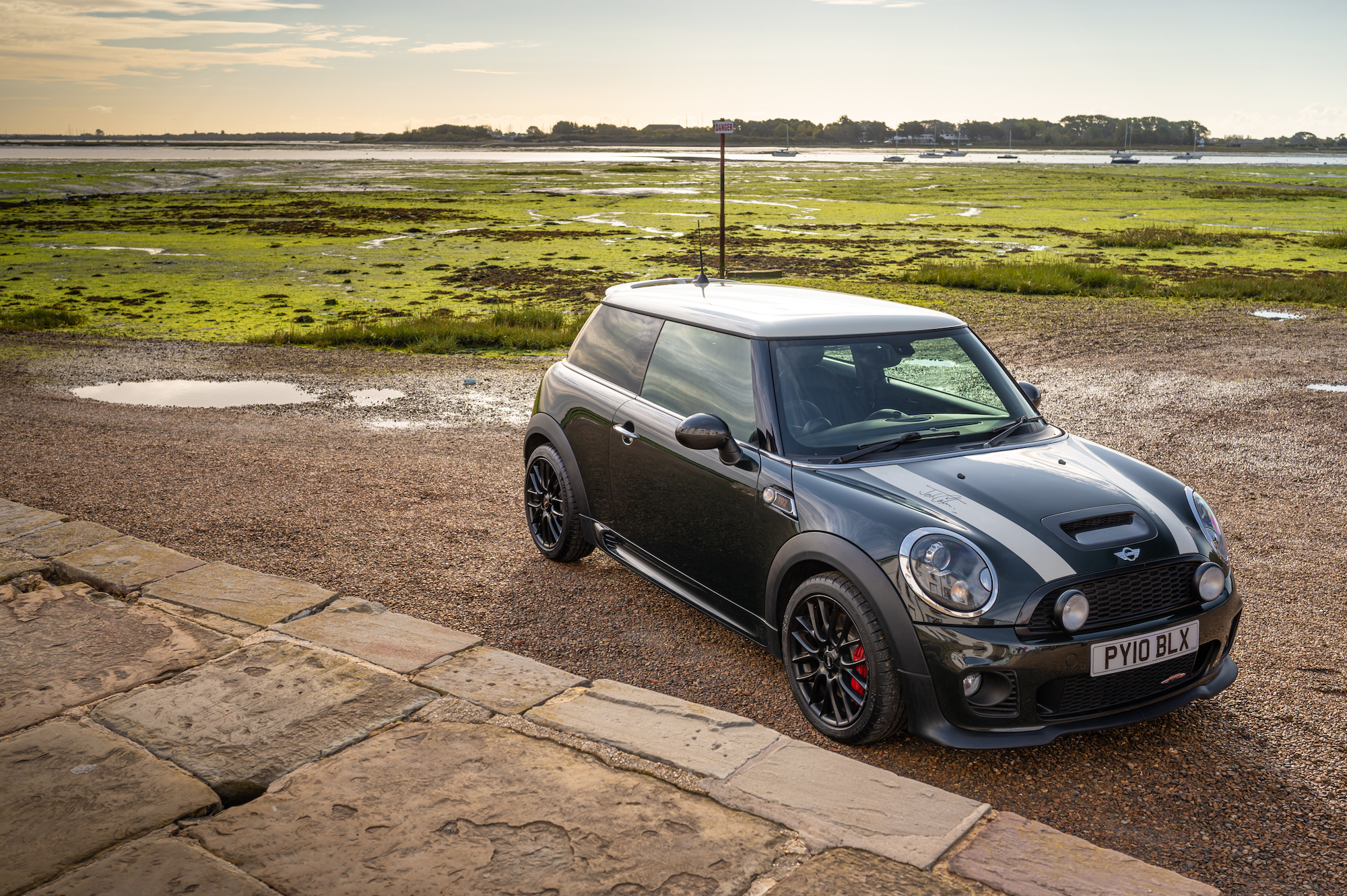 2010 MINI JOHN COOPER WORKS WORLD CHAMPIONSHIP 50