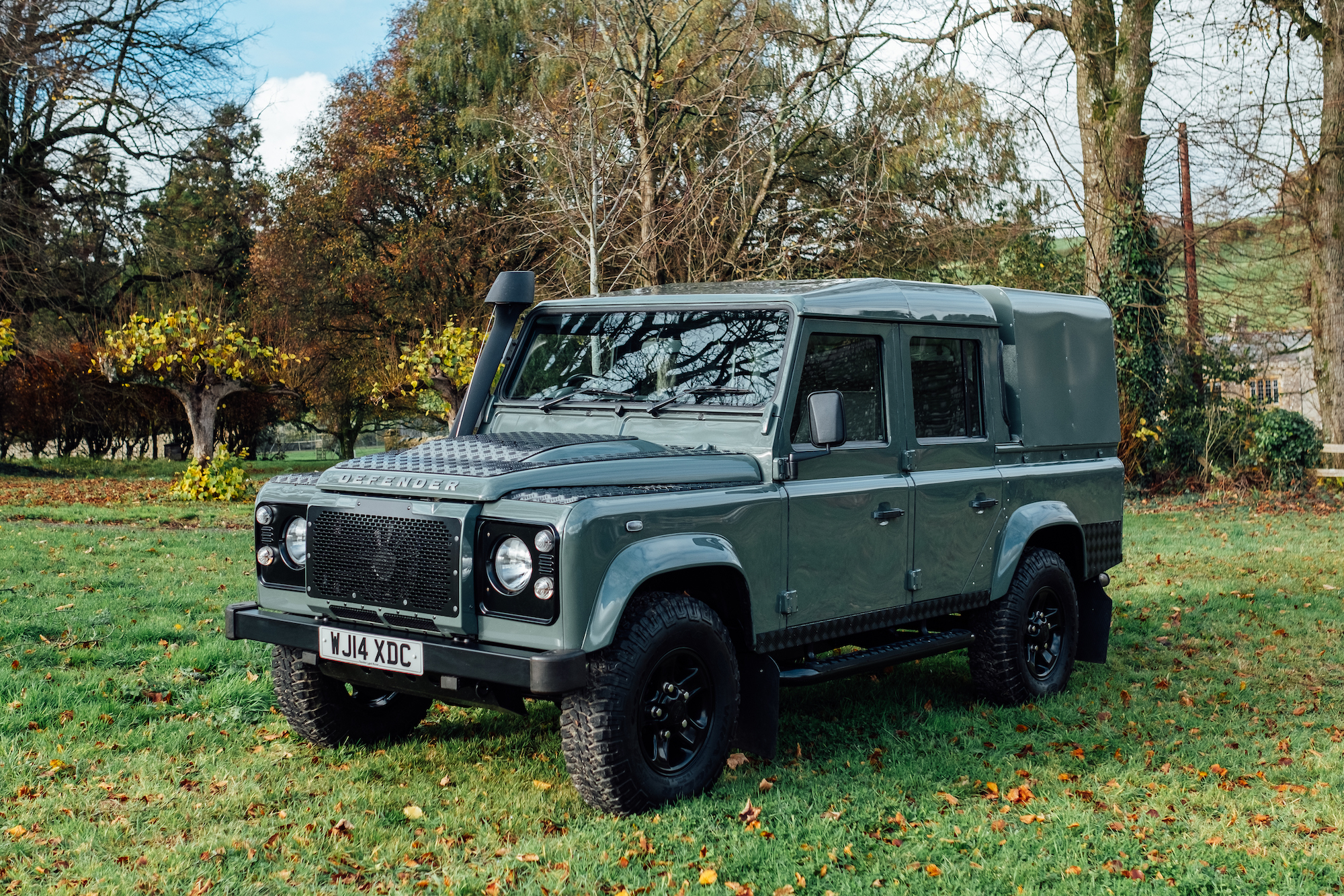 2014 LAND ROVER DEFENDER 110 XS DOUBLE CAB