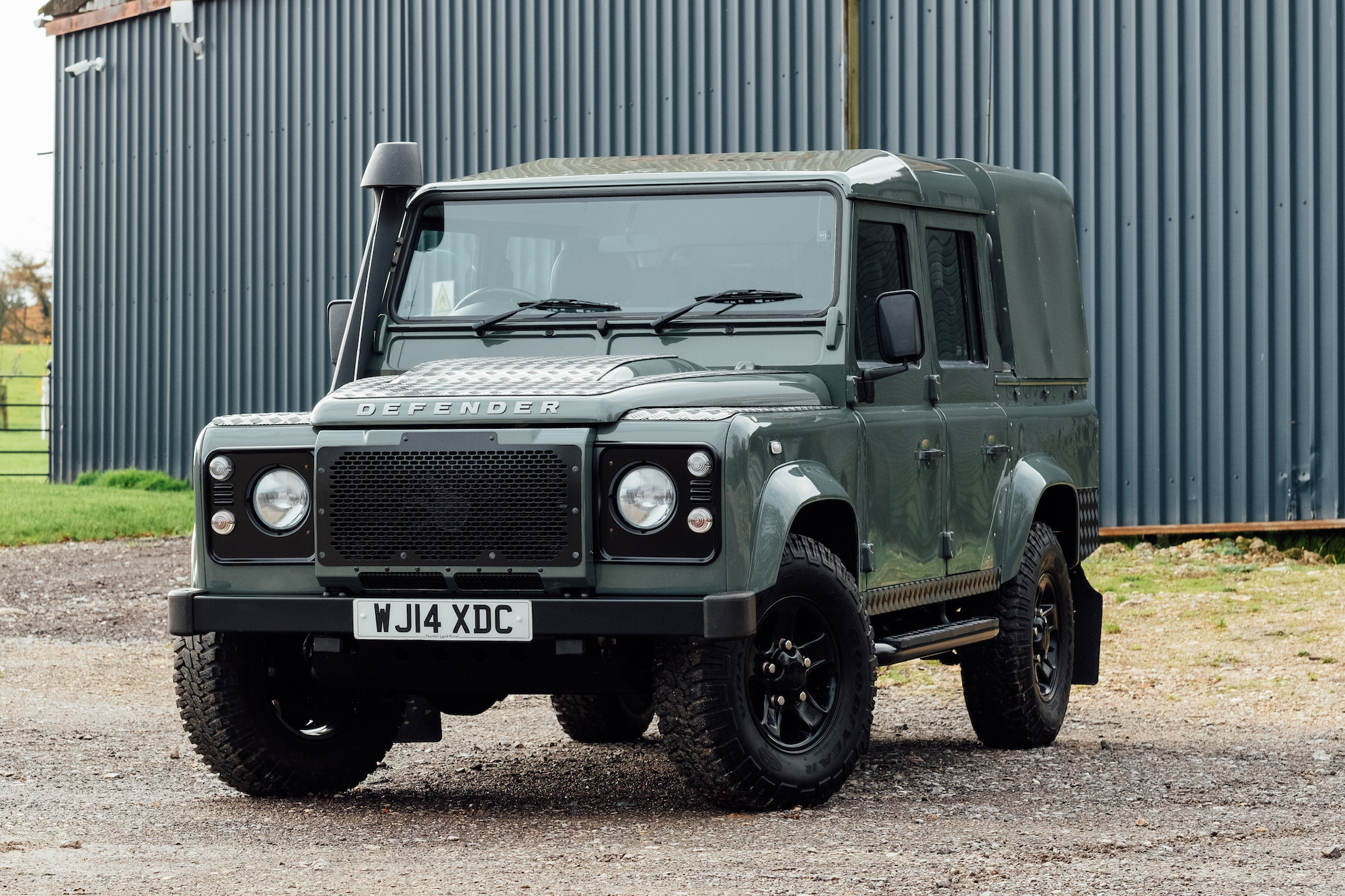 2014 LAND ROVER DEFENDER 110 XS DOUBLE CAB