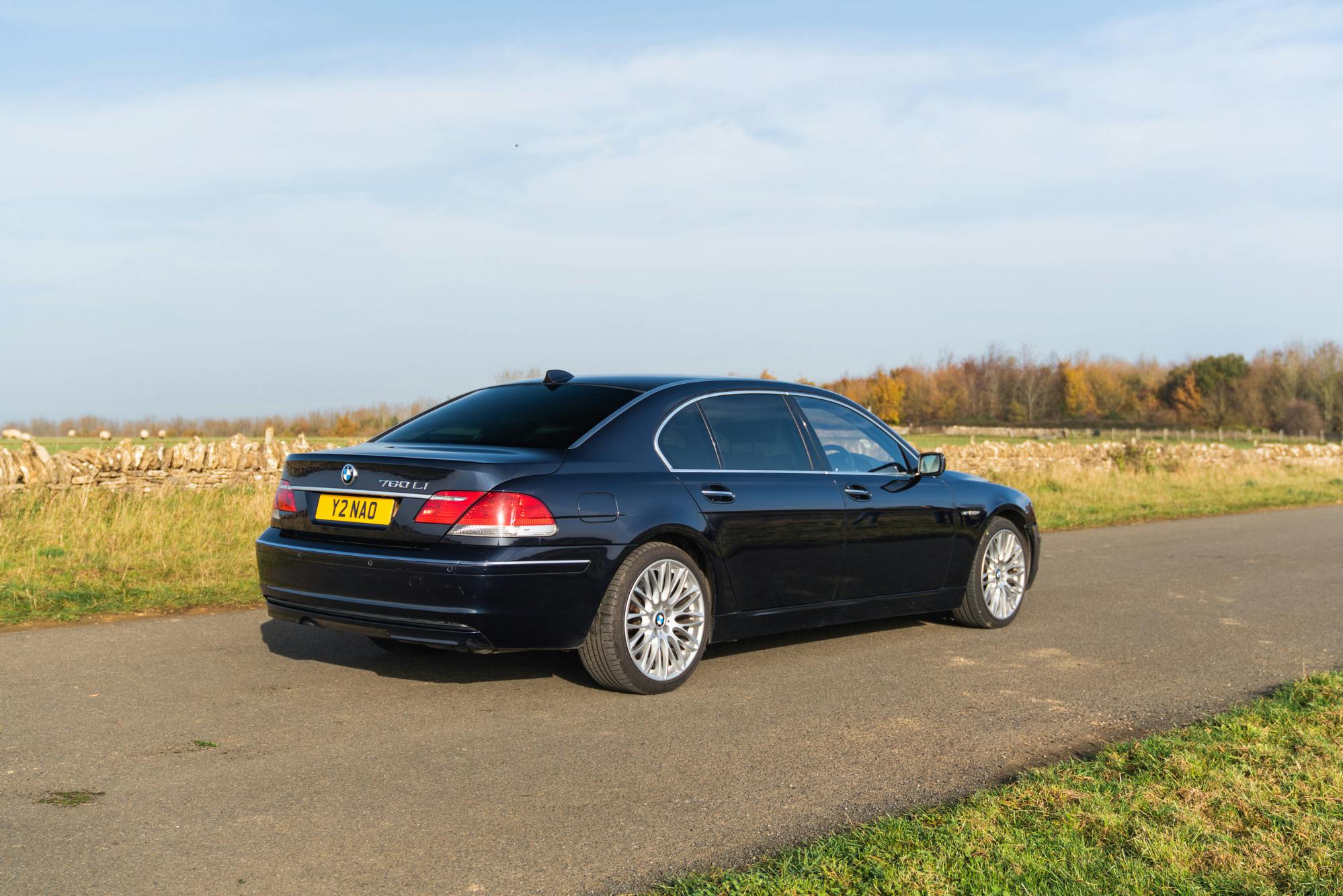 2006 BMW 760Li (E66)