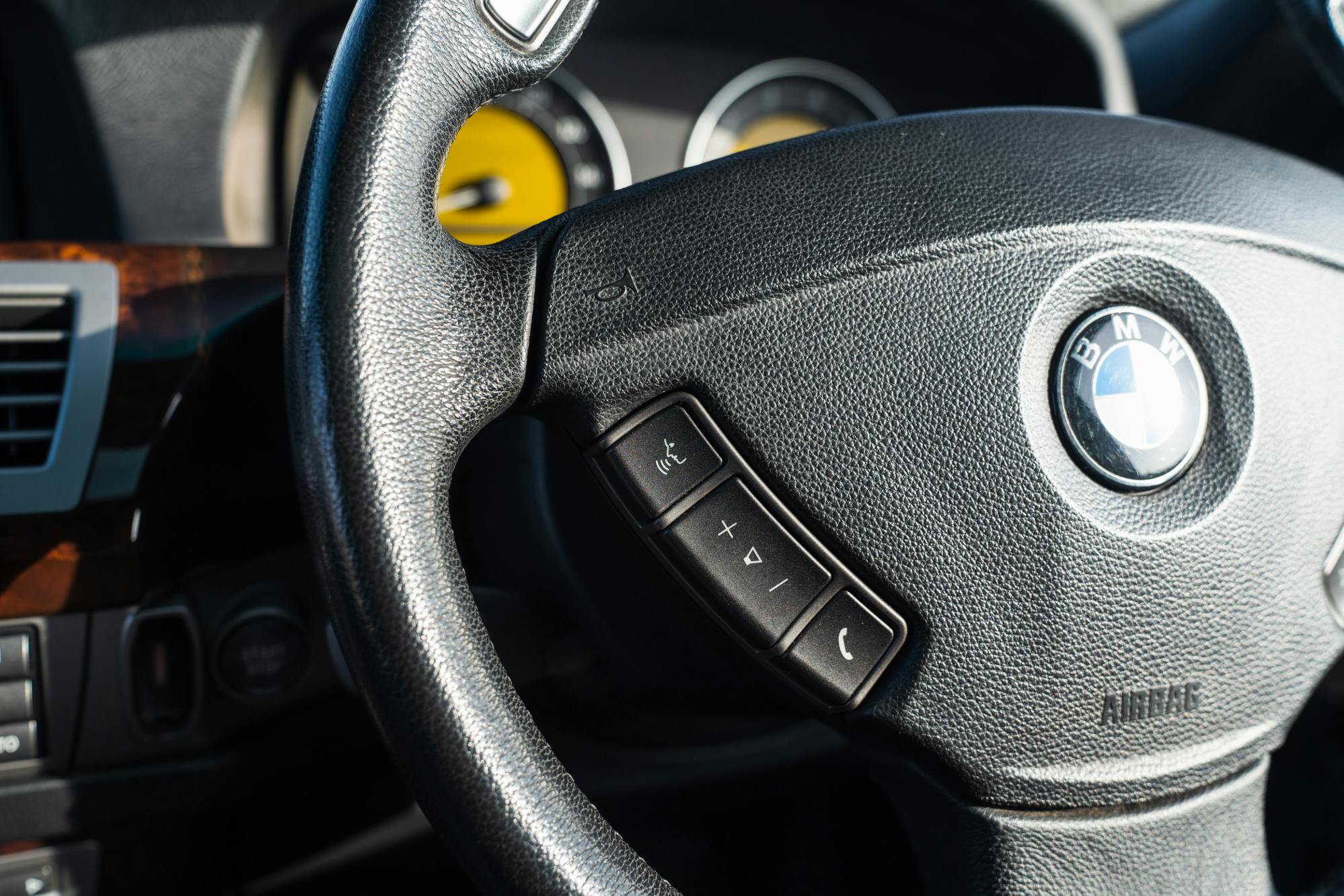 2006 BMW 760Li (E66)