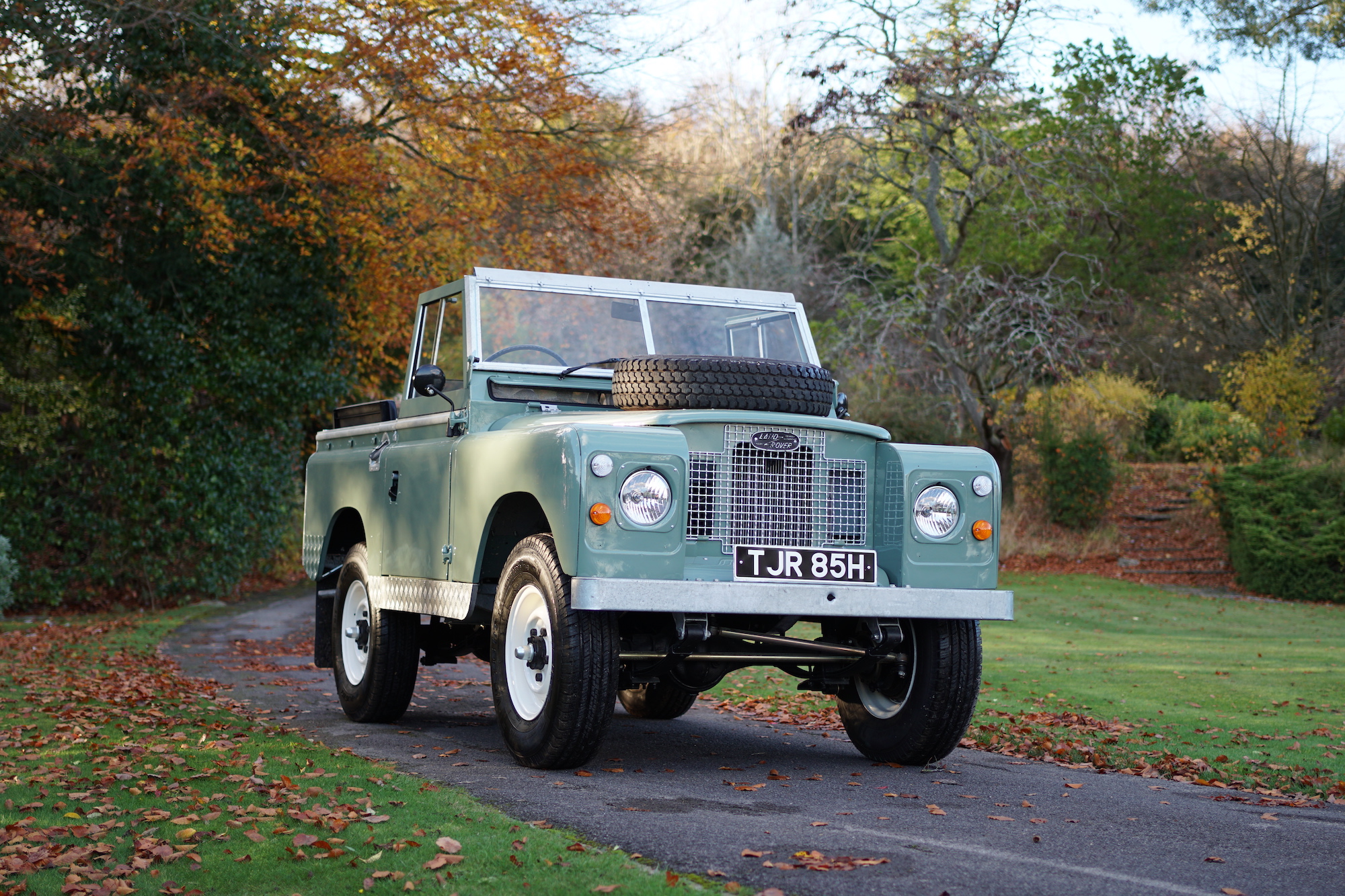 1969 LAND ROVER SERIES IIA 88"