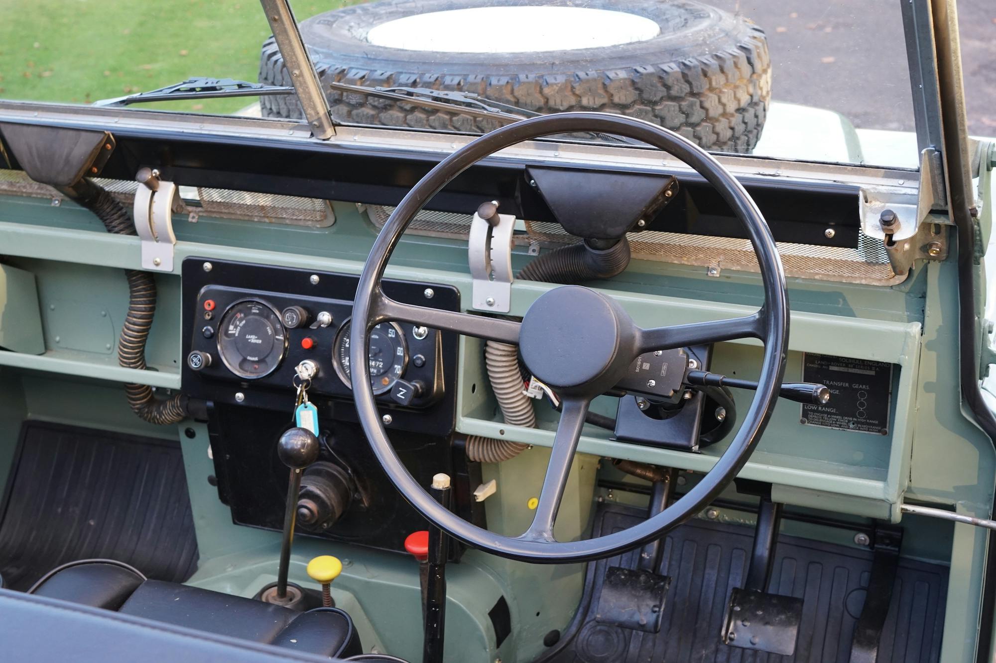 1969 LAND ROVER SERIES IIA 88"