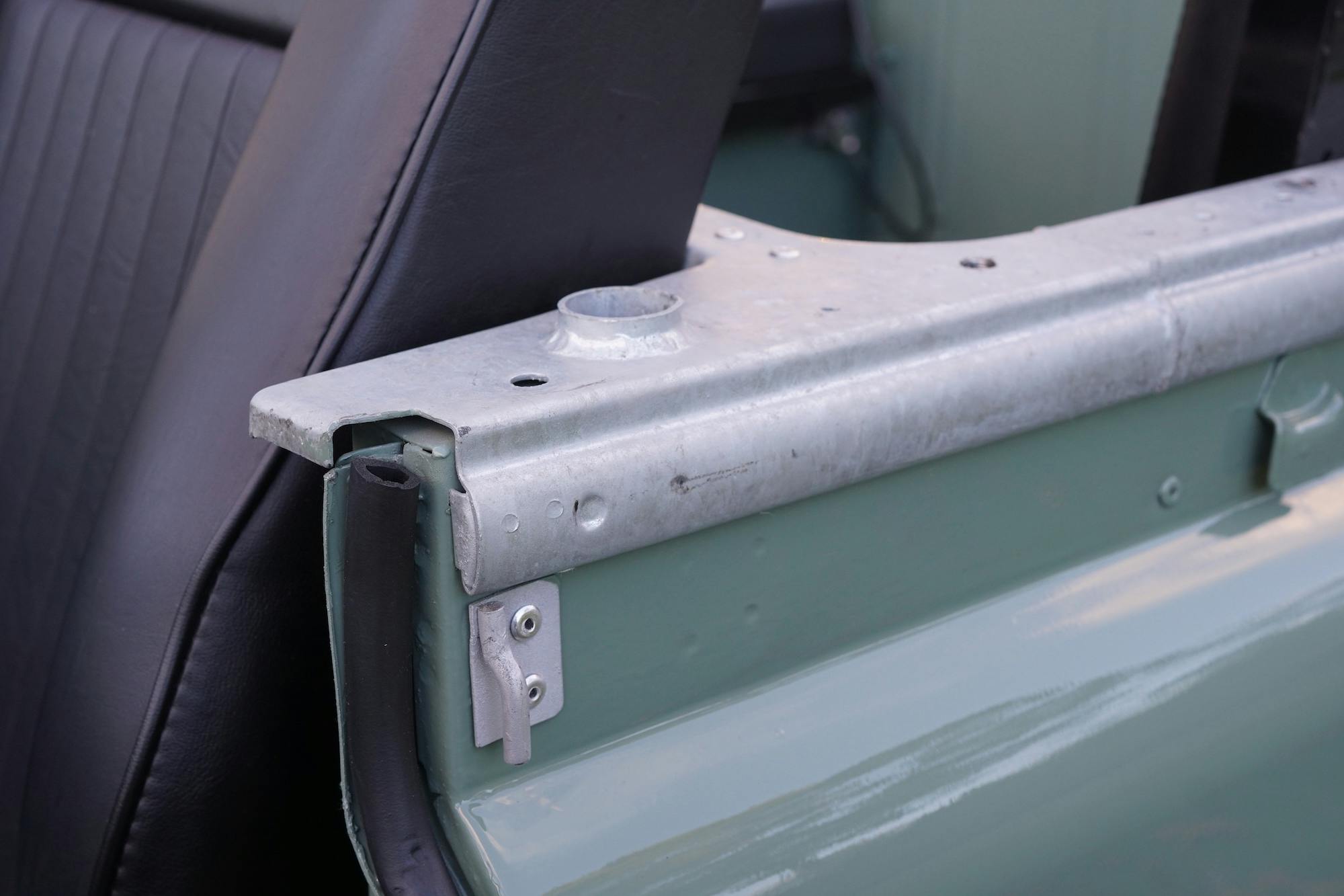 1969 LAND ROVER SERIES IIA 88"