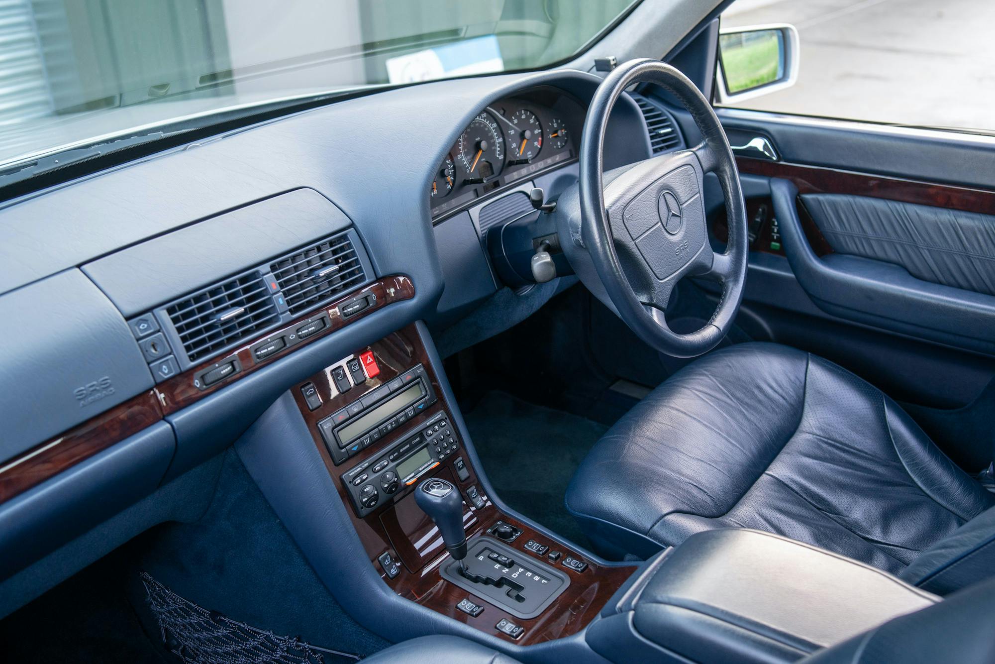 1998 MERCEDES-BENZ (W140) S320L