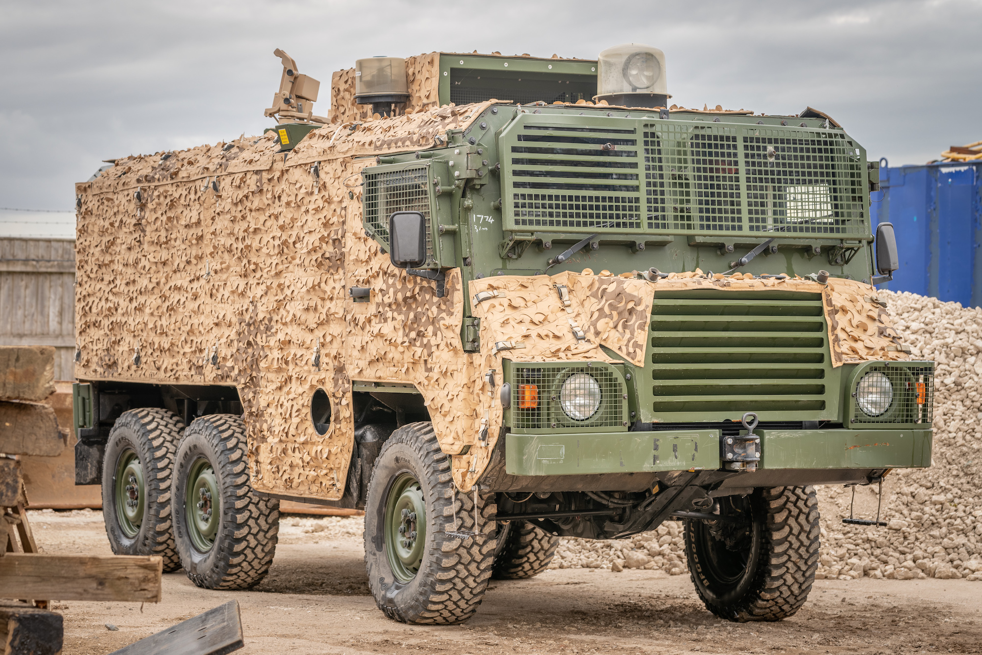 2009 PINZGAUER VECTOR PPV 6X6