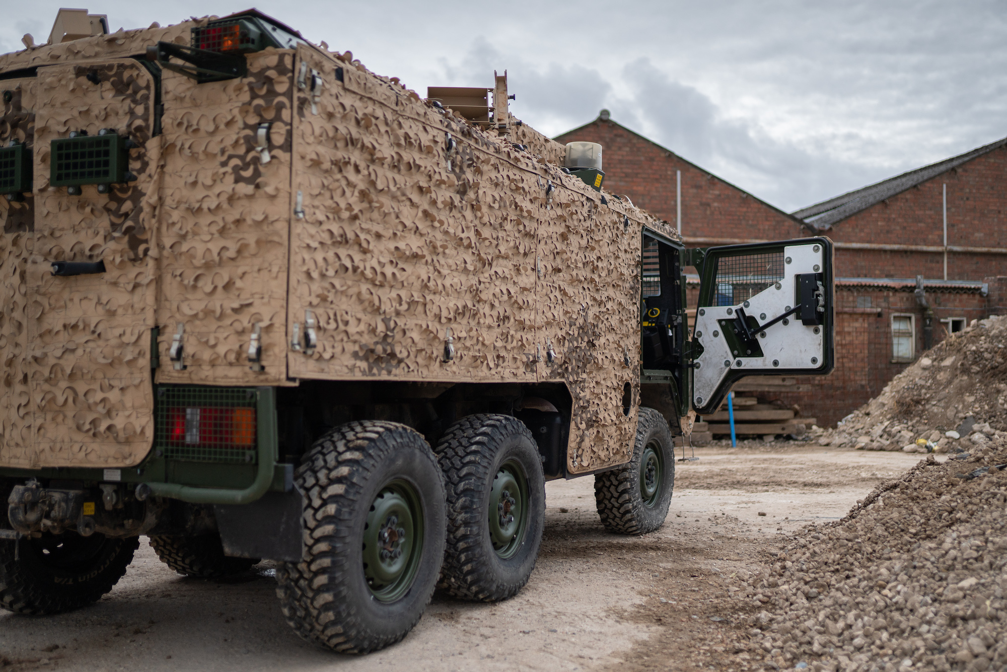 2009 PINZGAUER VECTOR PPV 6X6