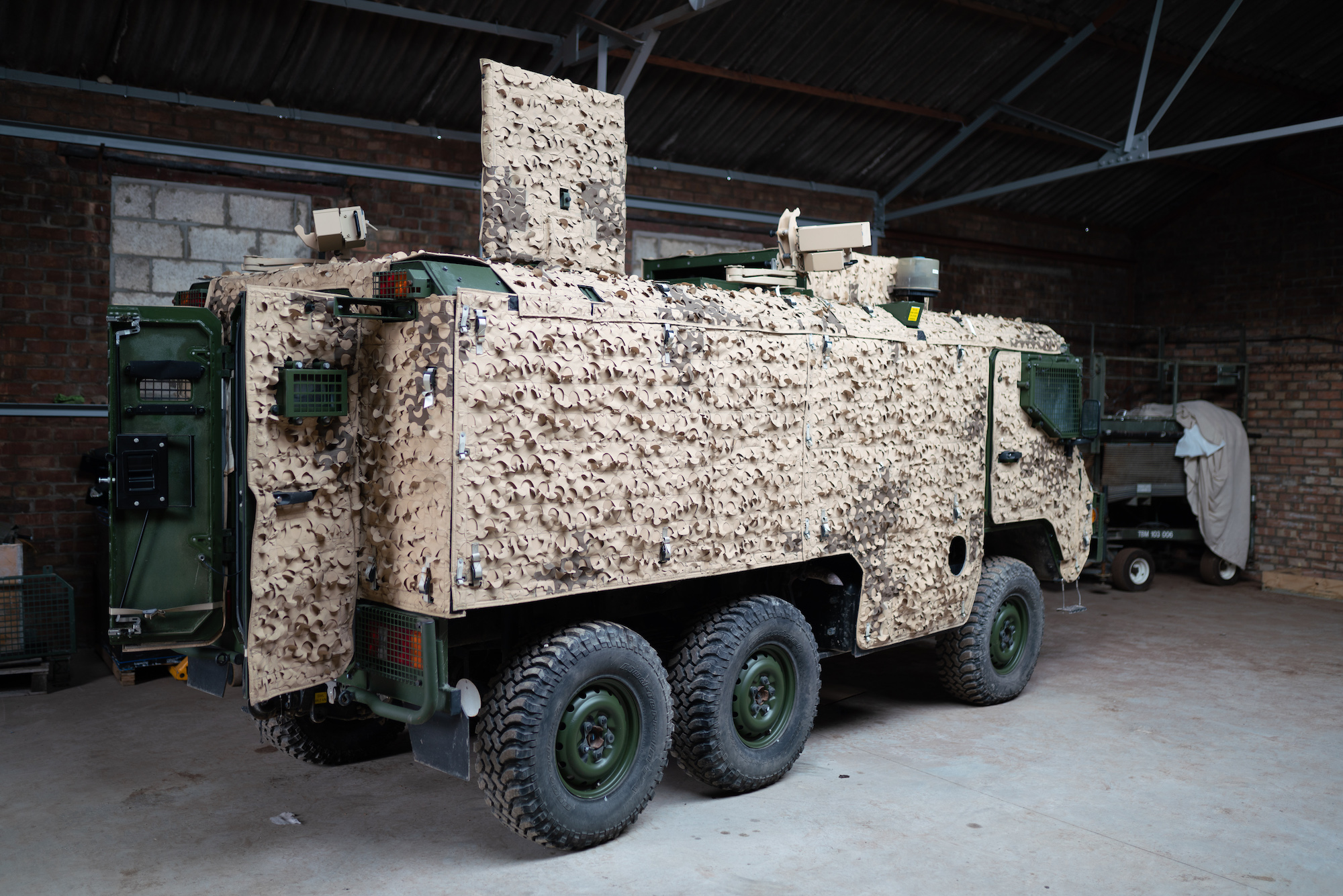 2009 PINZGAUER VECTOR PPV 6X6