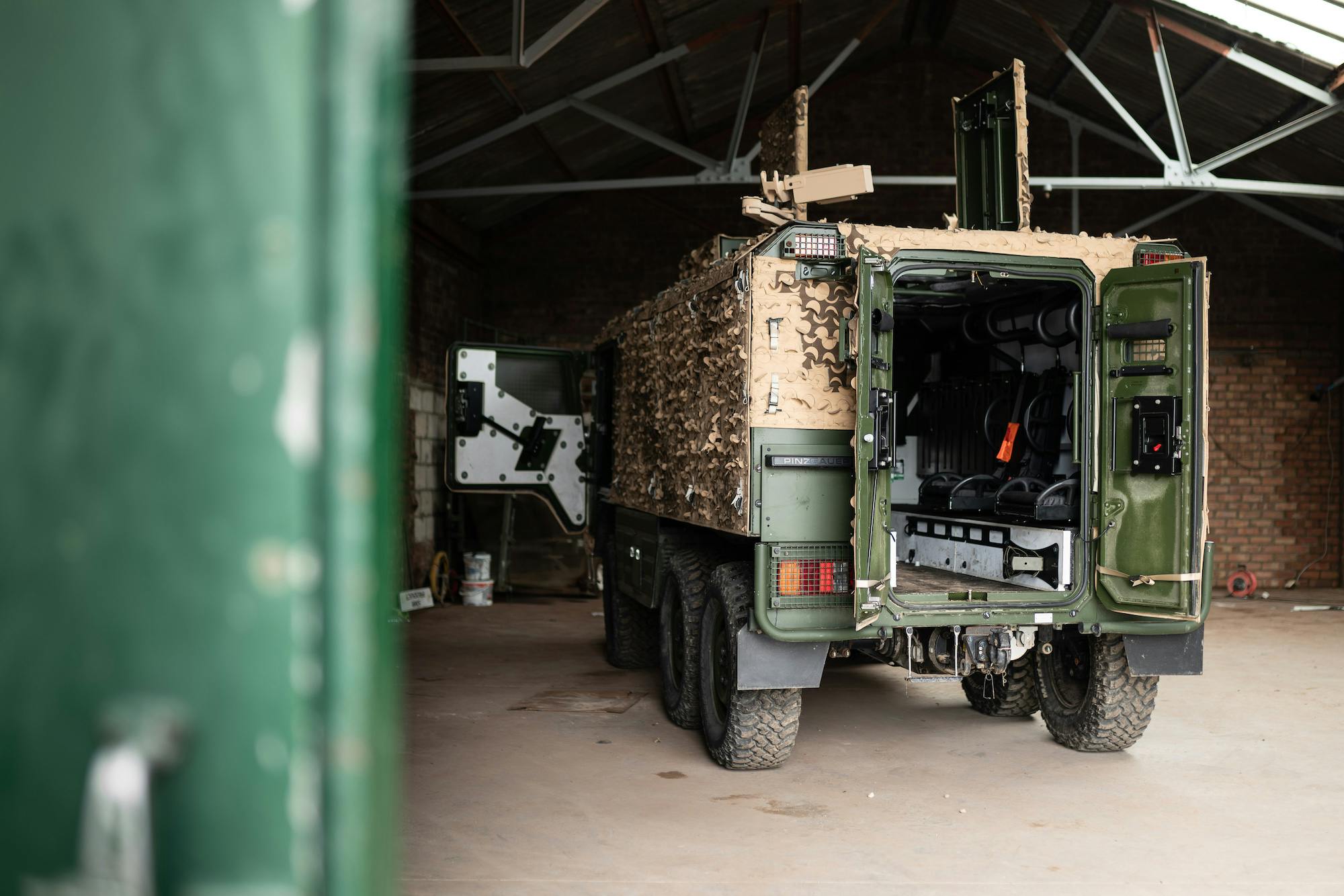 2009 PINZGAUER VECTOR PPV 6X6