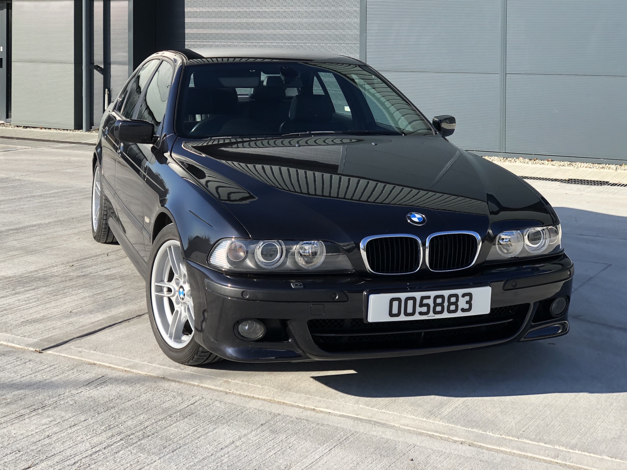 2001 BMW (E39) 530i M SPORT