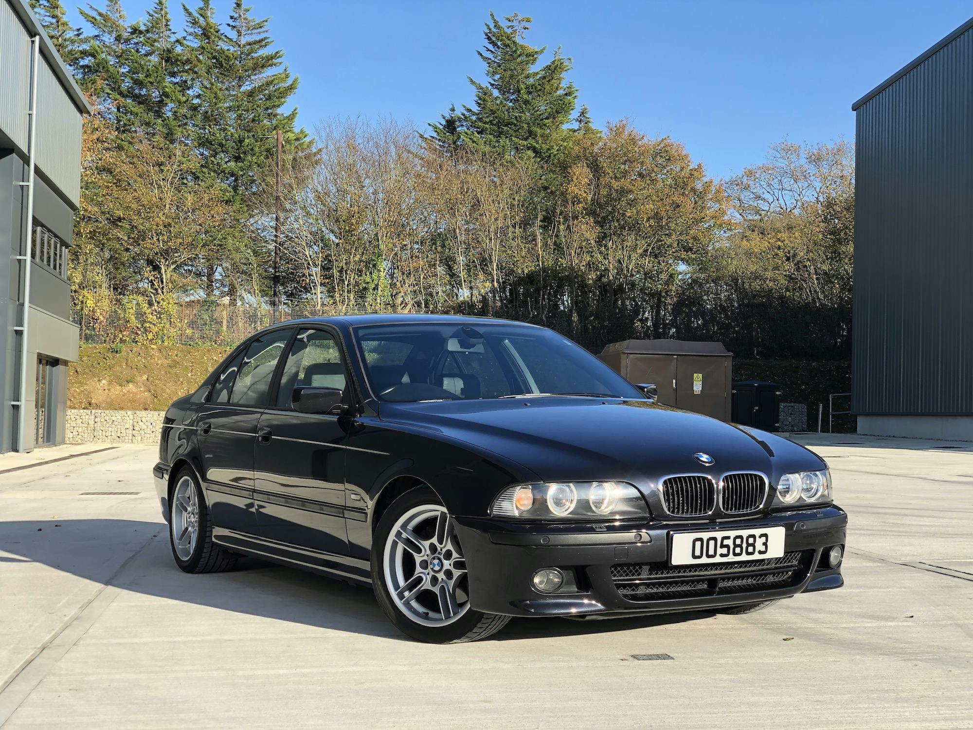 2001 BMW (E39) 530i M SPORT