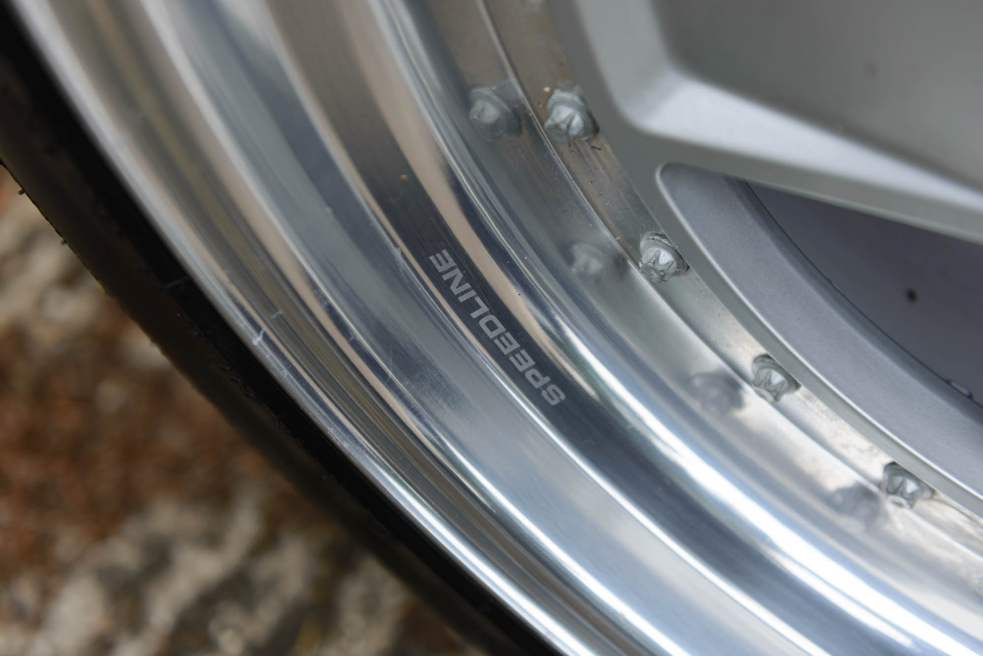 FERRARI F40 - ORIGINAL WHEELS AND TYRES for sale by auction in , United ...