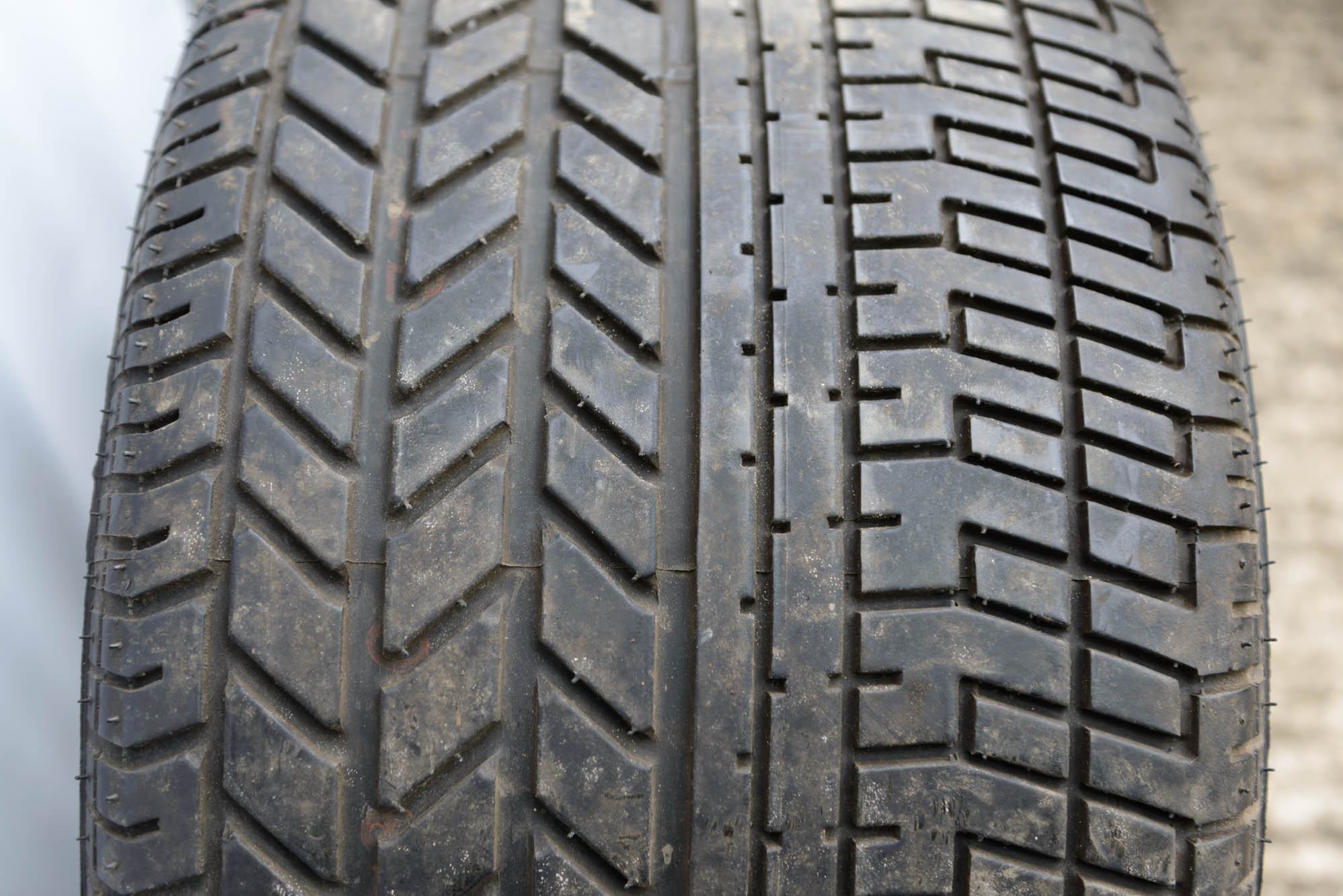 FERRARI F40 - ORIGINAL WHEELS AND TYRES for sale by auction in , United ...