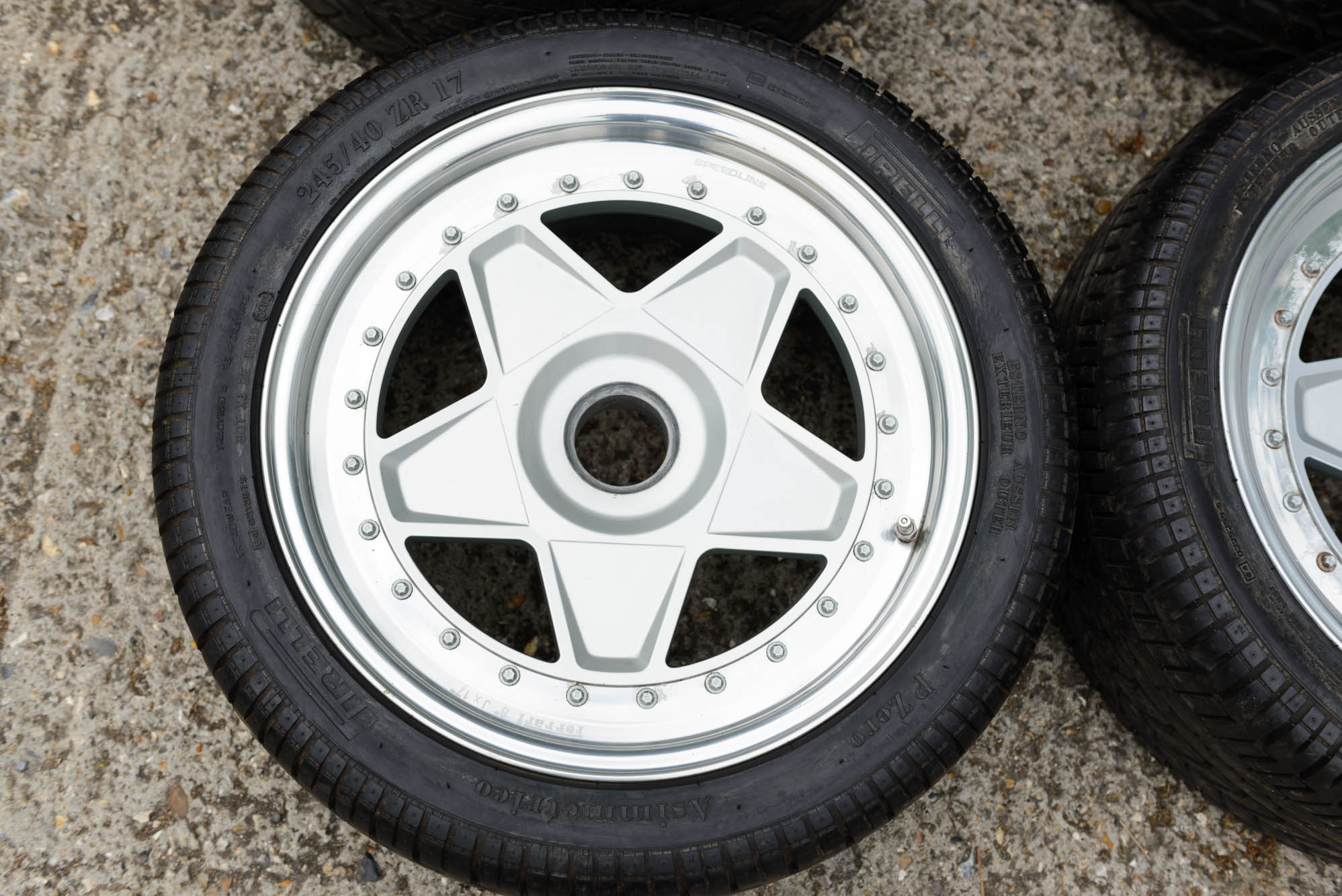 FERRARI F40 - ORIGINAL WHEELS AND TYRES for sale by auction in , United ...