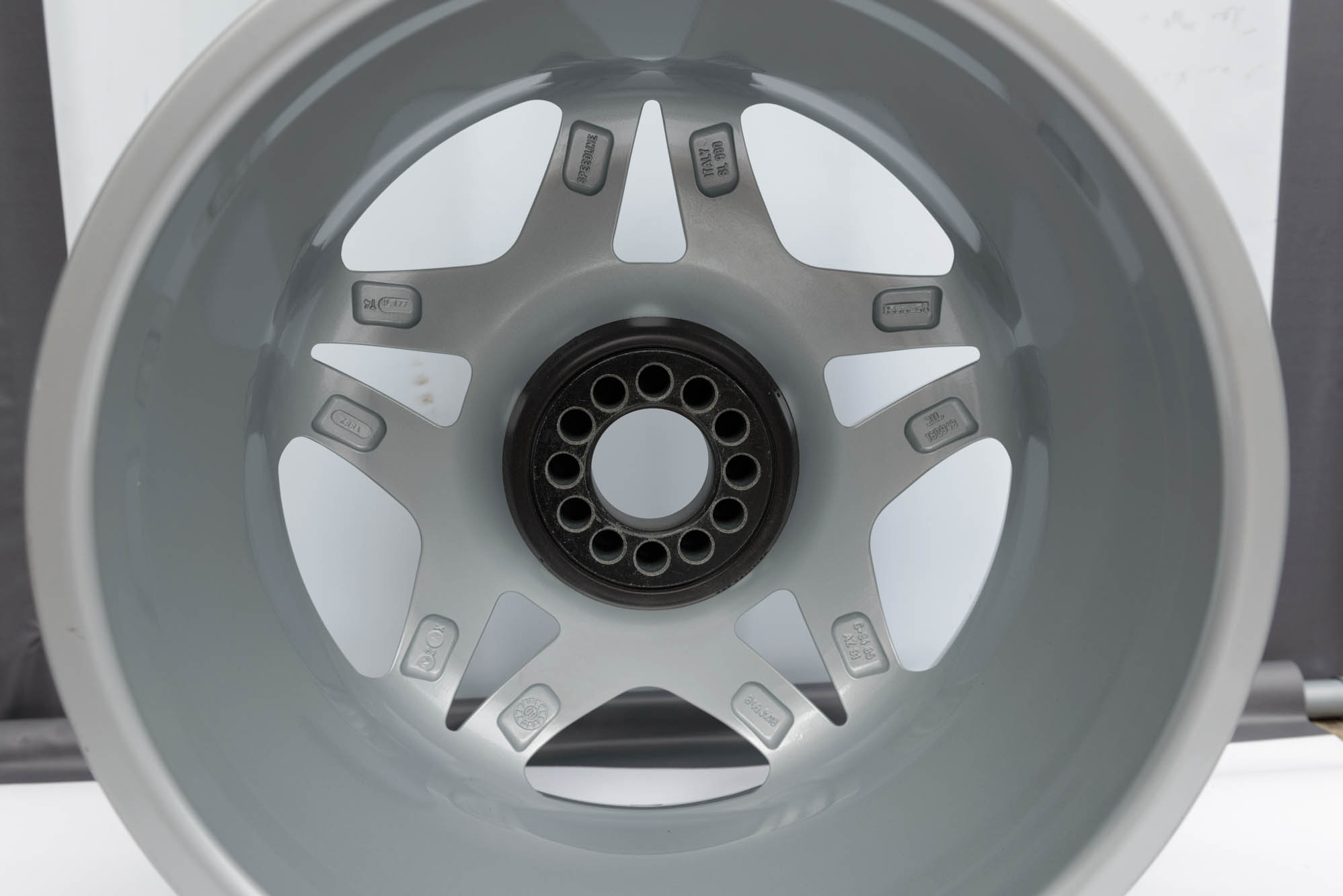 FERRARI F50 - SET OF NEW MAGNESIUM ALLOY WHEELS