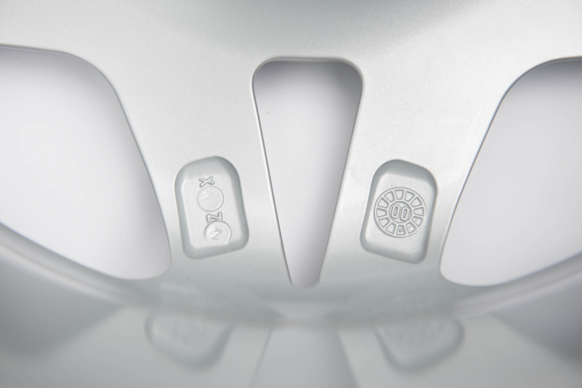 FERRARI F50 - SET OF NEW MAGNESIUM ALLOY WHEELS