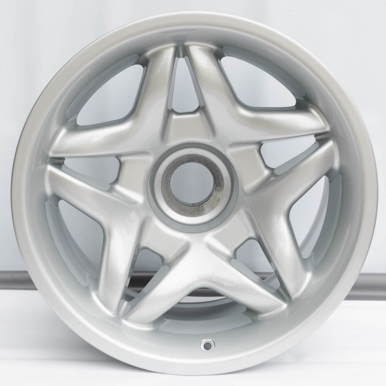 FERRARI F50 - SET OF NEW MAGNESIUM ALLOY WHEELS
