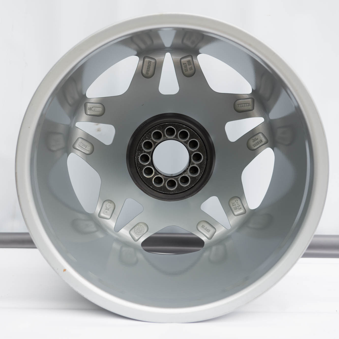 FERRARI F50 - SET OF NEW MAGNESIUM ALLOY WHEELS