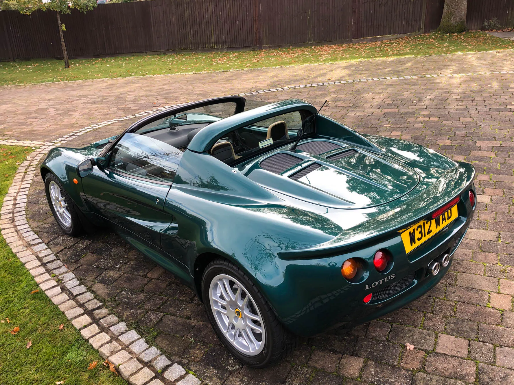 2000 LOTUS ELISE S1