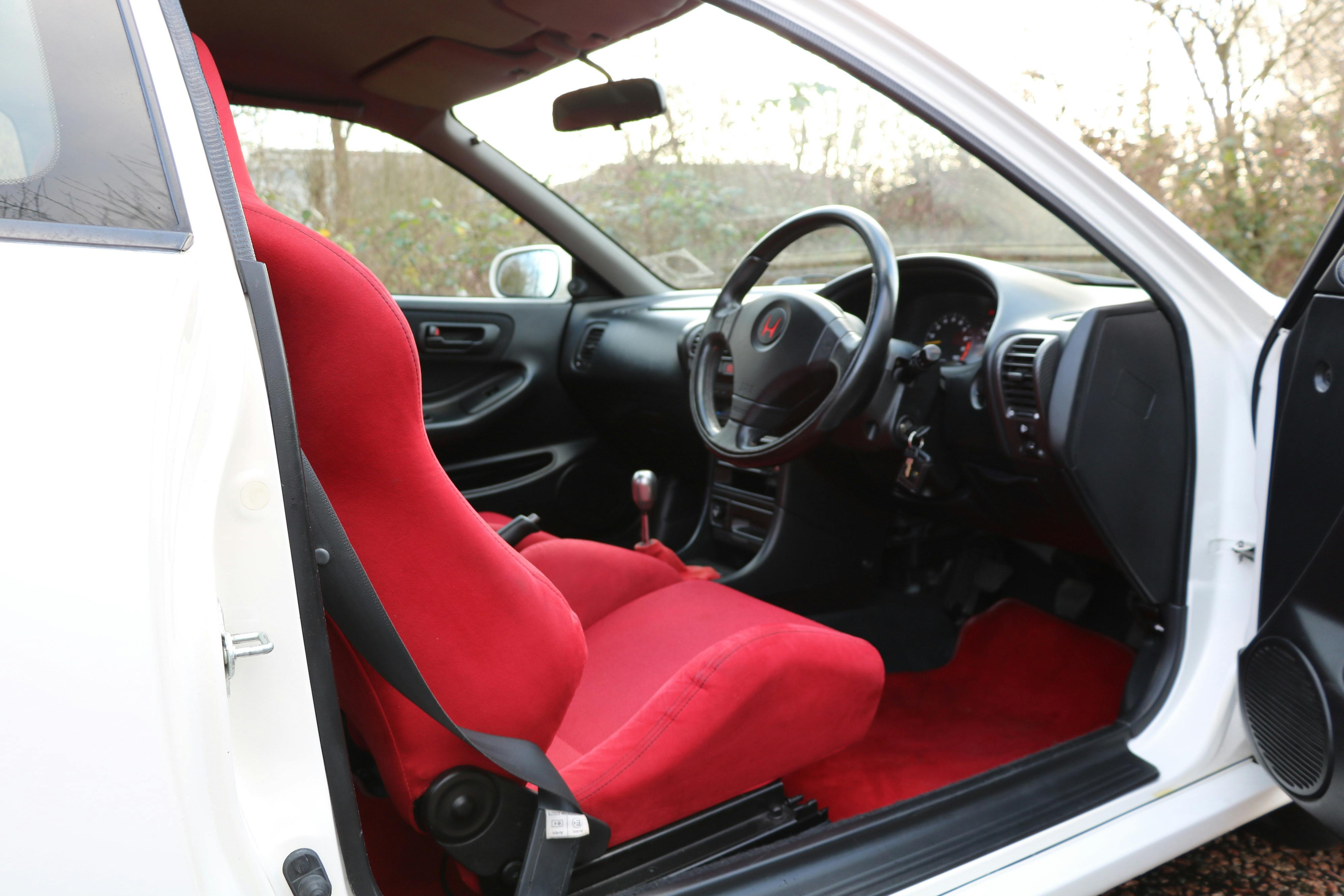 2000 HONDA INTEGRA TYPE R DC2