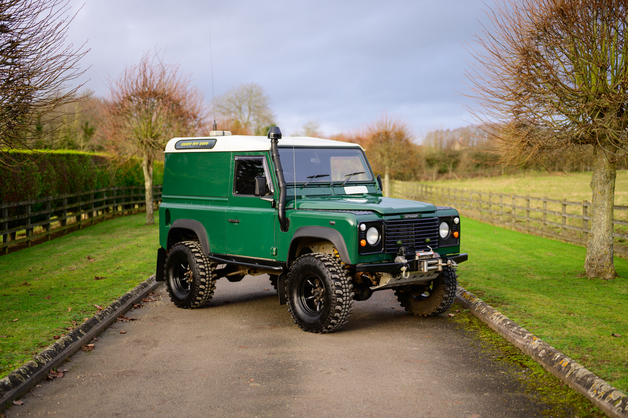 1991 LAND ROVER DEFENDER 90 for sale by auction in Gloucestershire ...